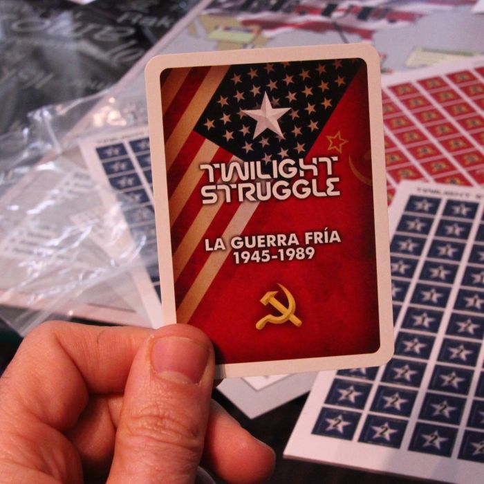 TWILIGHT STRUGGLE: LA GUERRA FRIA 1945-1989 | Tiempo de Juegos